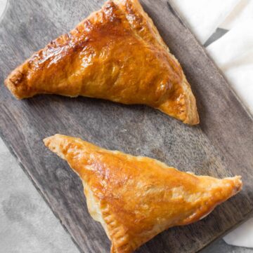 Freezer Friendly Spinach and Cheese Hand Pies - Carmy - Easy Healthy ...