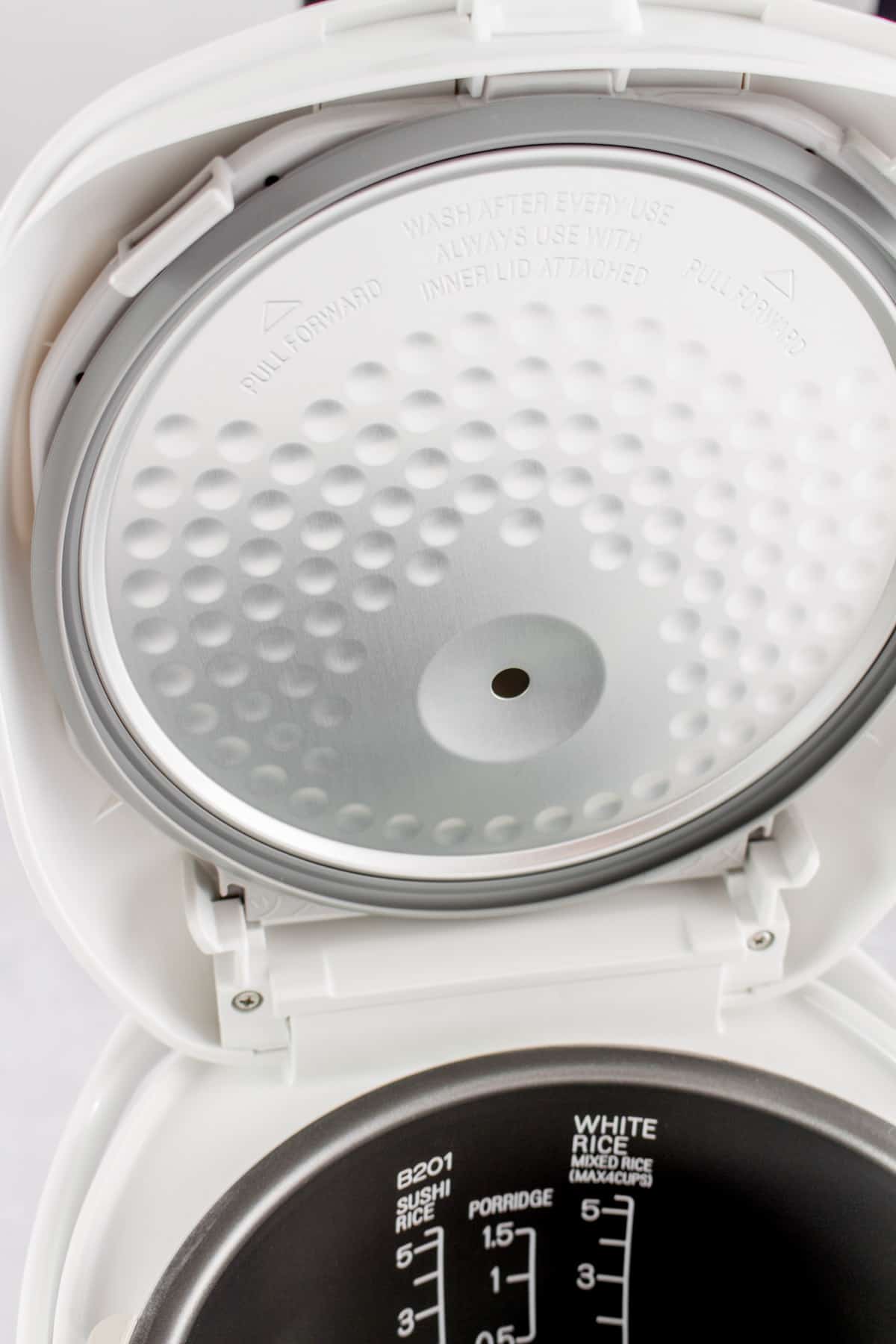 Do I Need a Rice Cooker? Zojirushi Neuro Fuzzy® Rice Cooker NS-ZCC10 ...