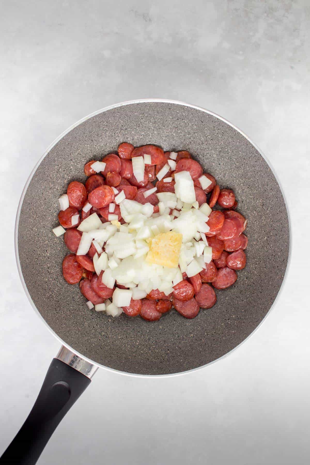 Chinese Sausage Fried Rice (Lap Cheong Fried Rice) - 腊肠炒饭