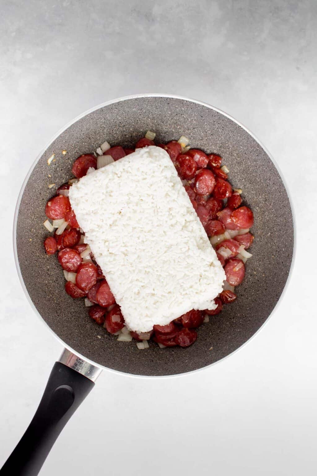 Chinese Sausage Fried Rice (Lap Cheong Fried Rice) - 腊肠炒饭