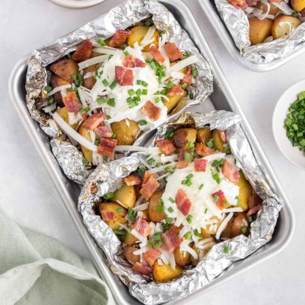 Easy Foil Pack Potatoes (Loaded Potatoes) | Grilled Side Dishes