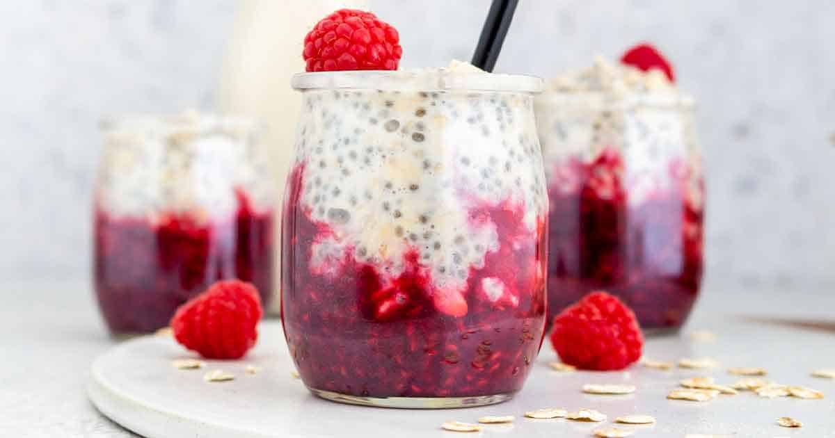 Raspberry Overnight Oats - Carmy - Easy Healthy-ish Recipes